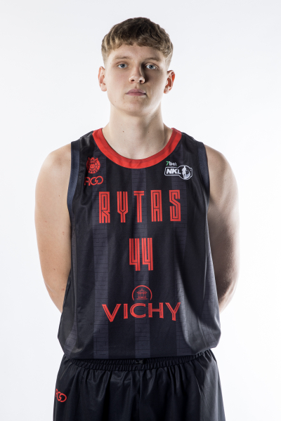 Matas Deniušas / Žaidėjai - NKL